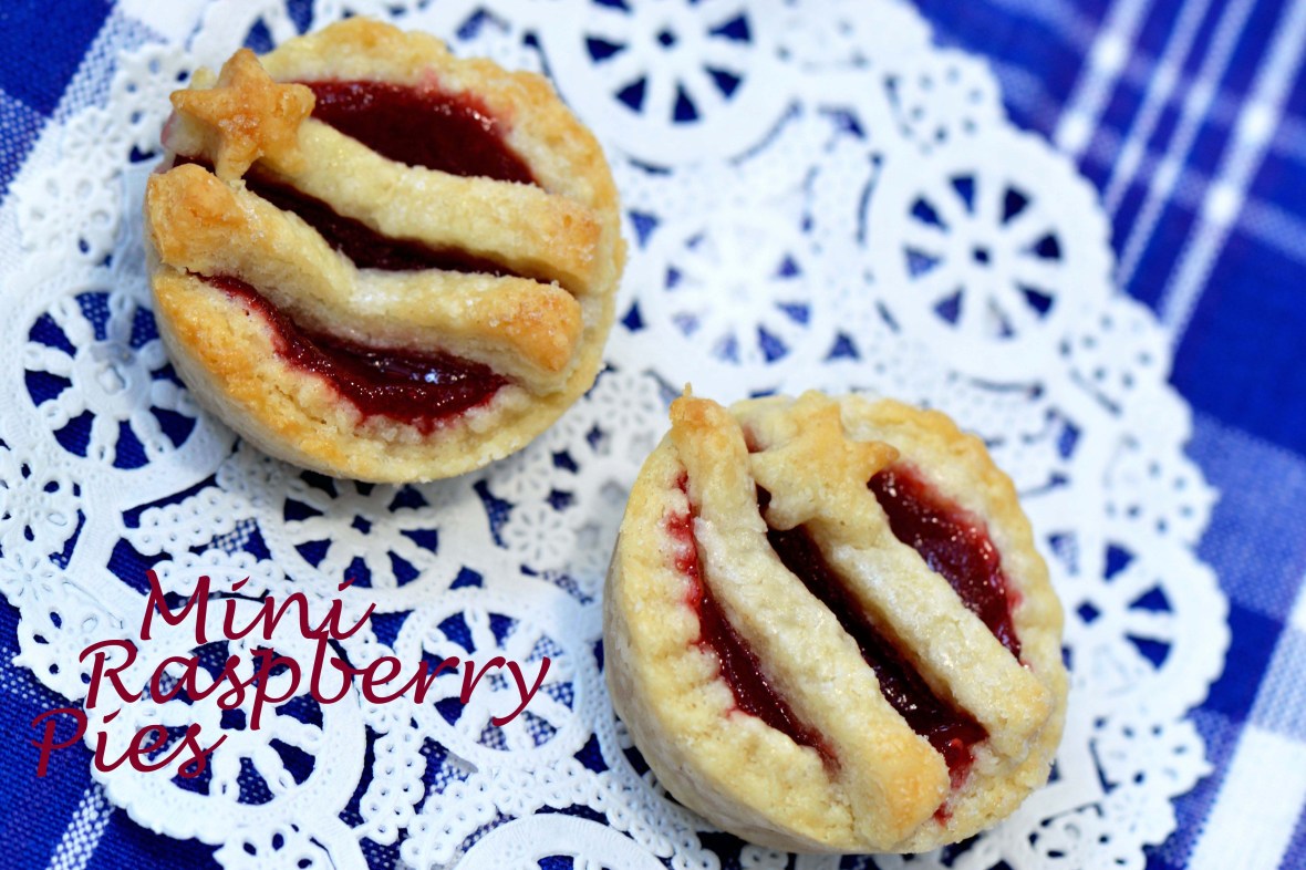 Mini Raspberry Pies / Mini Pie Pops – SUZIE SWEET TOOTH