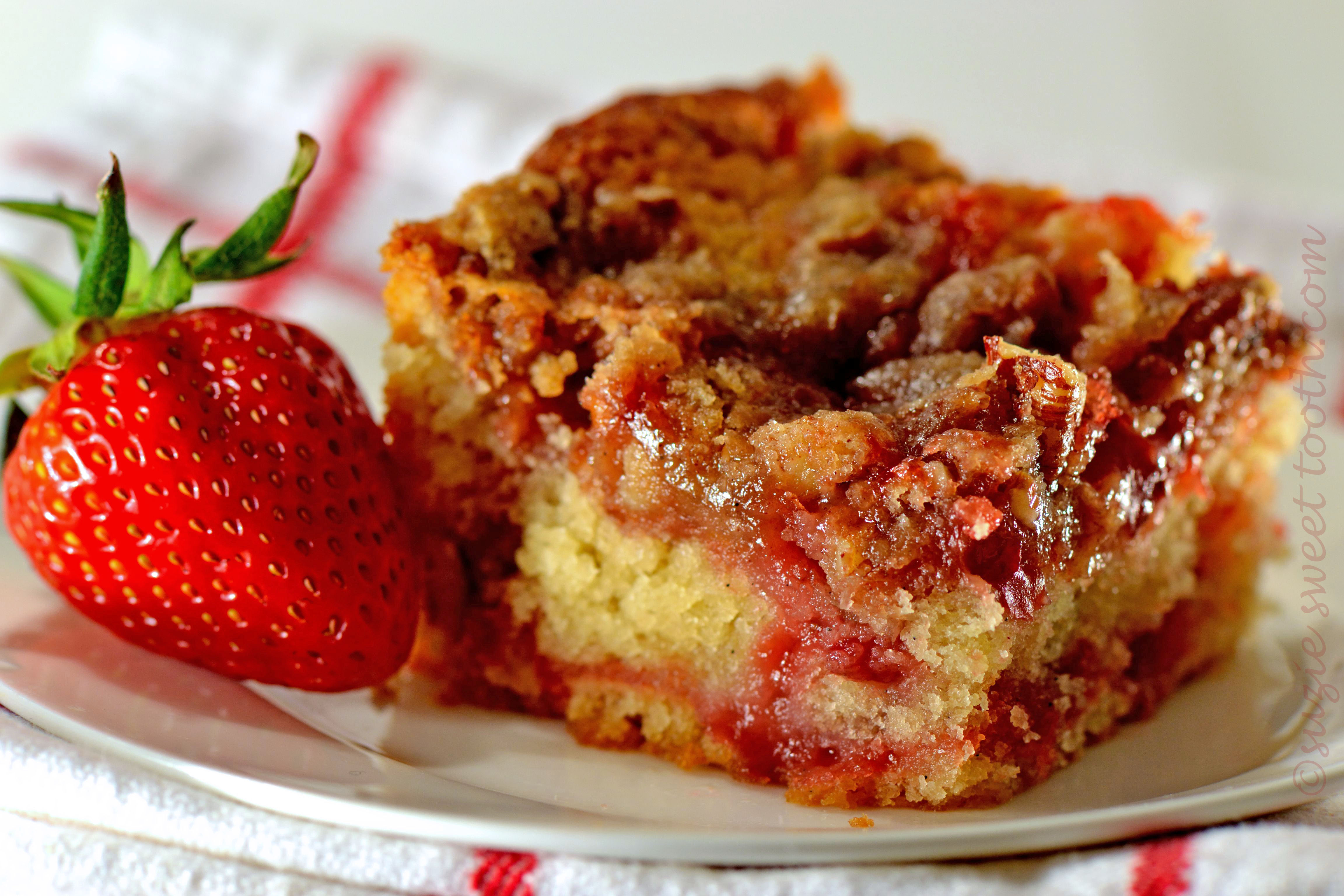 California Strawberry Day: Strawberry Pecan Streusel Cake – SUZIE SWEET ...