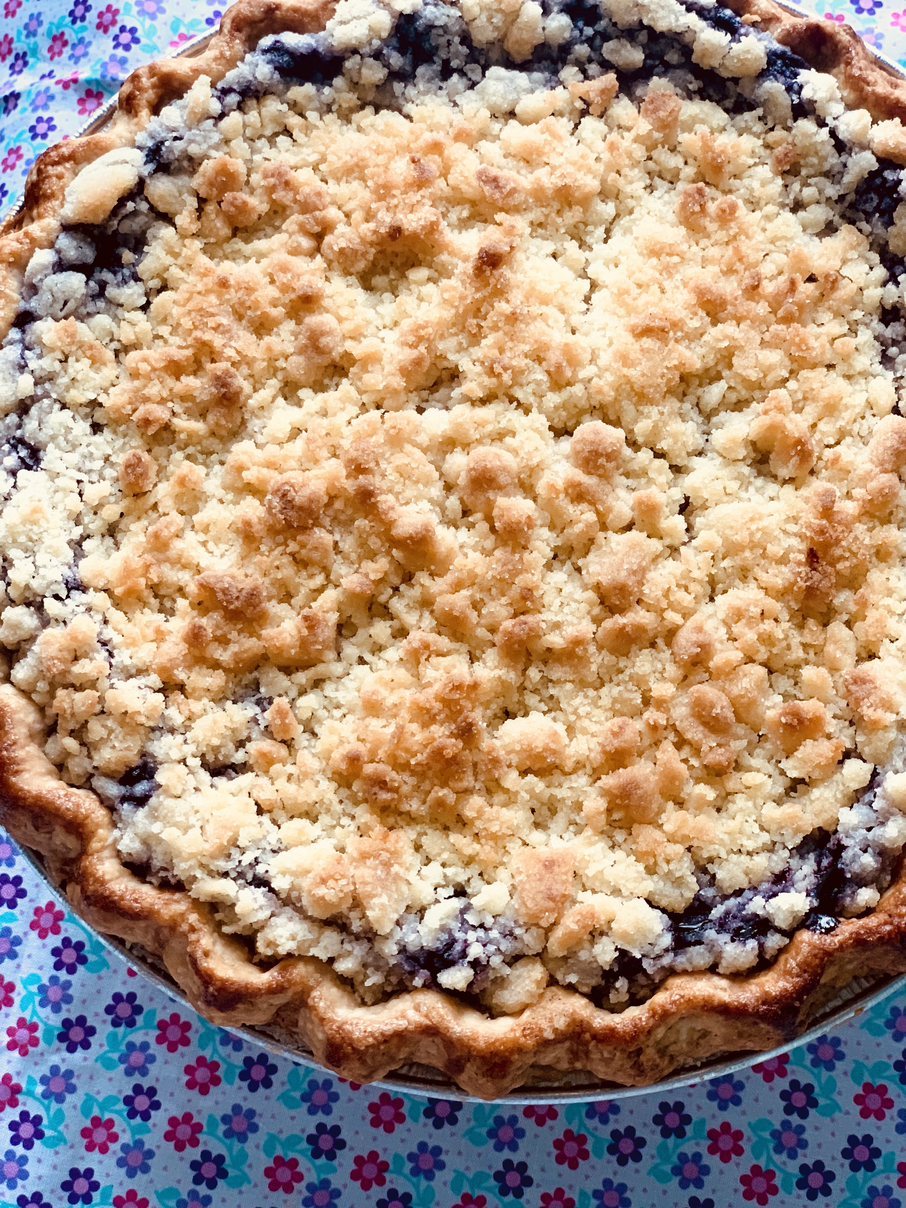 Blueberry Chai Spice Crunch Pie – SUZIE SWEET TOOTH